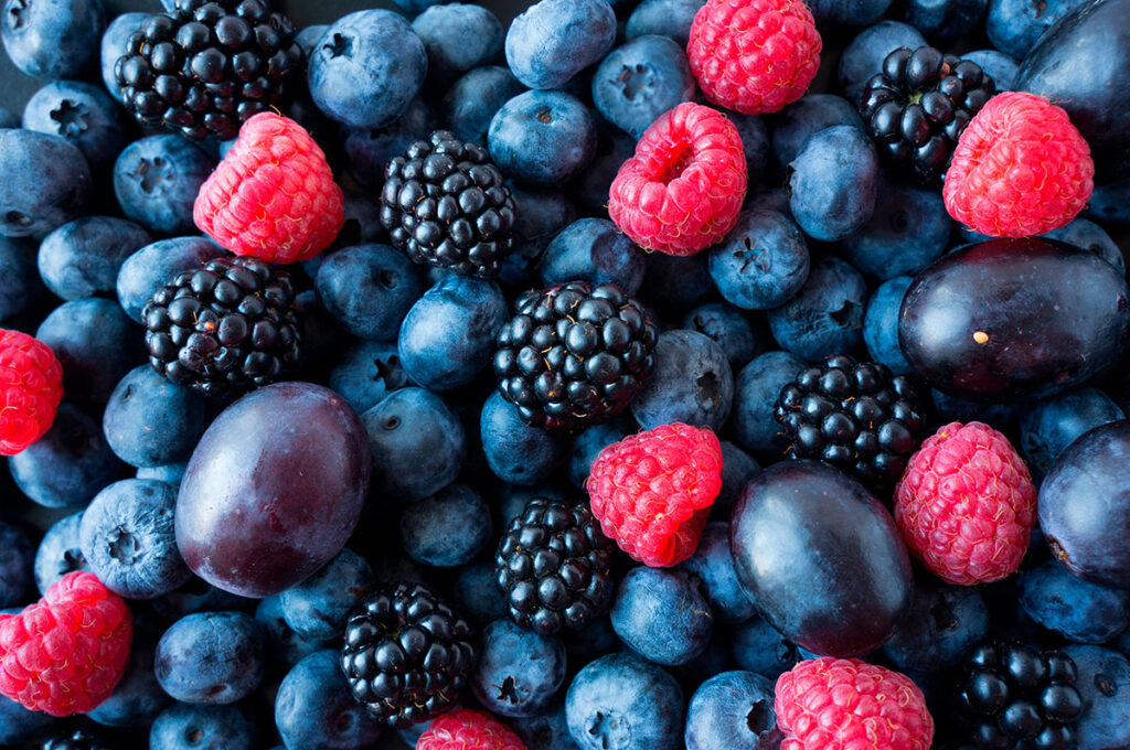 Verleng de frisheid van je rode vruchten in de koelkast met deze ...